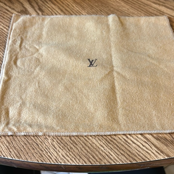Louis Vuitton | Bags | Louis Vuitton Sideways Dust Bag 9 2 X 7 12 ...